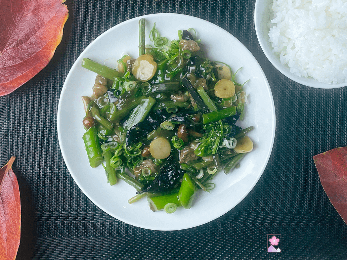Stir Fried Mountain Vegetables with Beef and Oyster Sauce - Mountain Plums