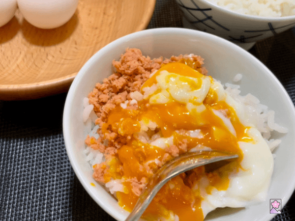 Onsen Tomago (Japanese soft boiled eggs) - Mountain Plums